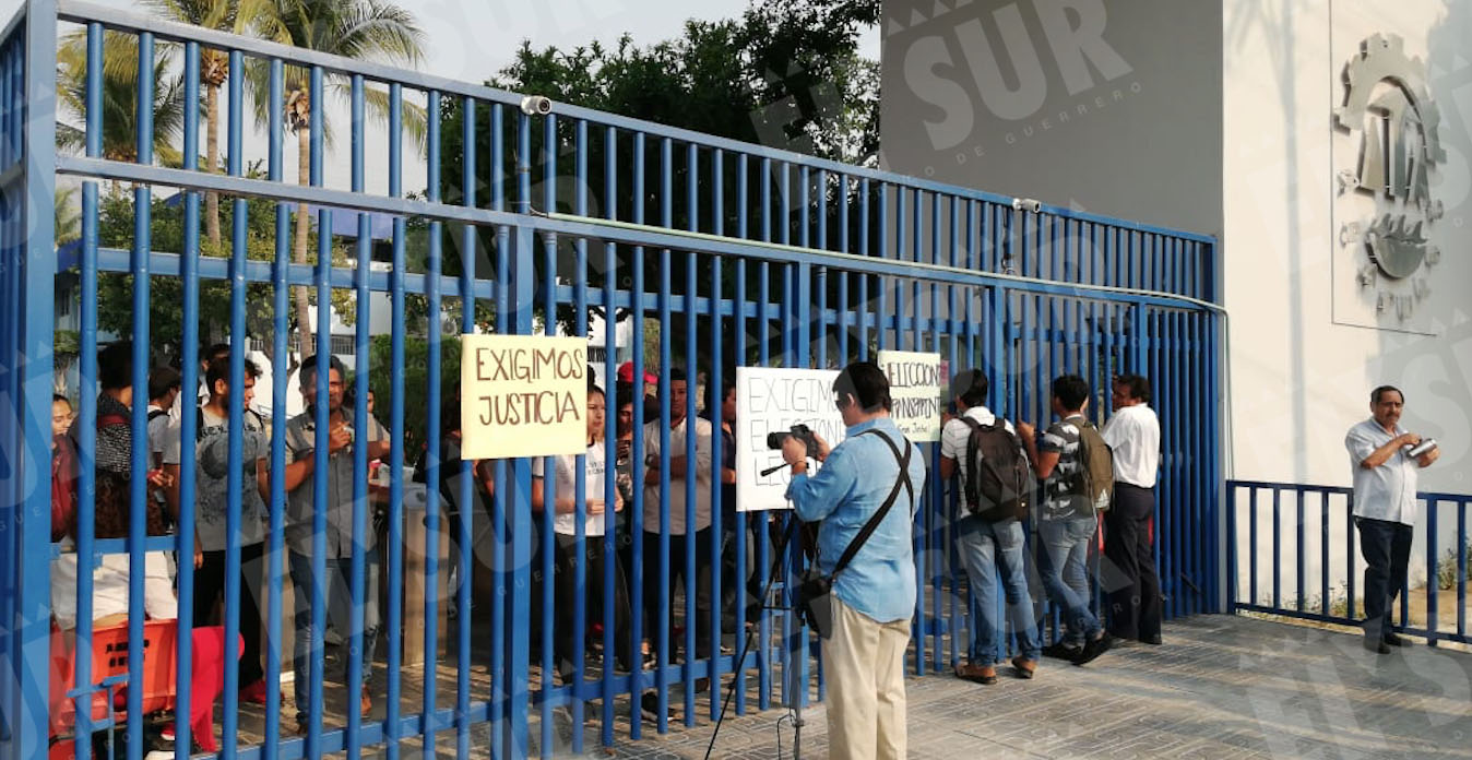 Toma un grupo de alumnos el Tecnológico de Acapulco por la renovación ...