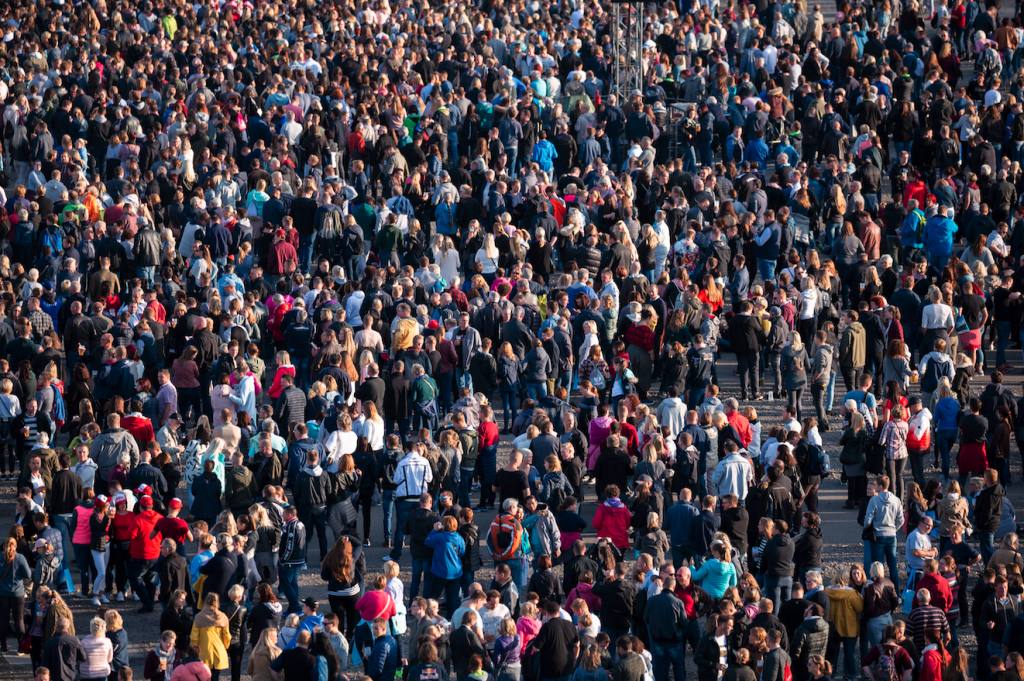 Con 8 mil millones de personas, ¿hacia dónde va la población mundial ...