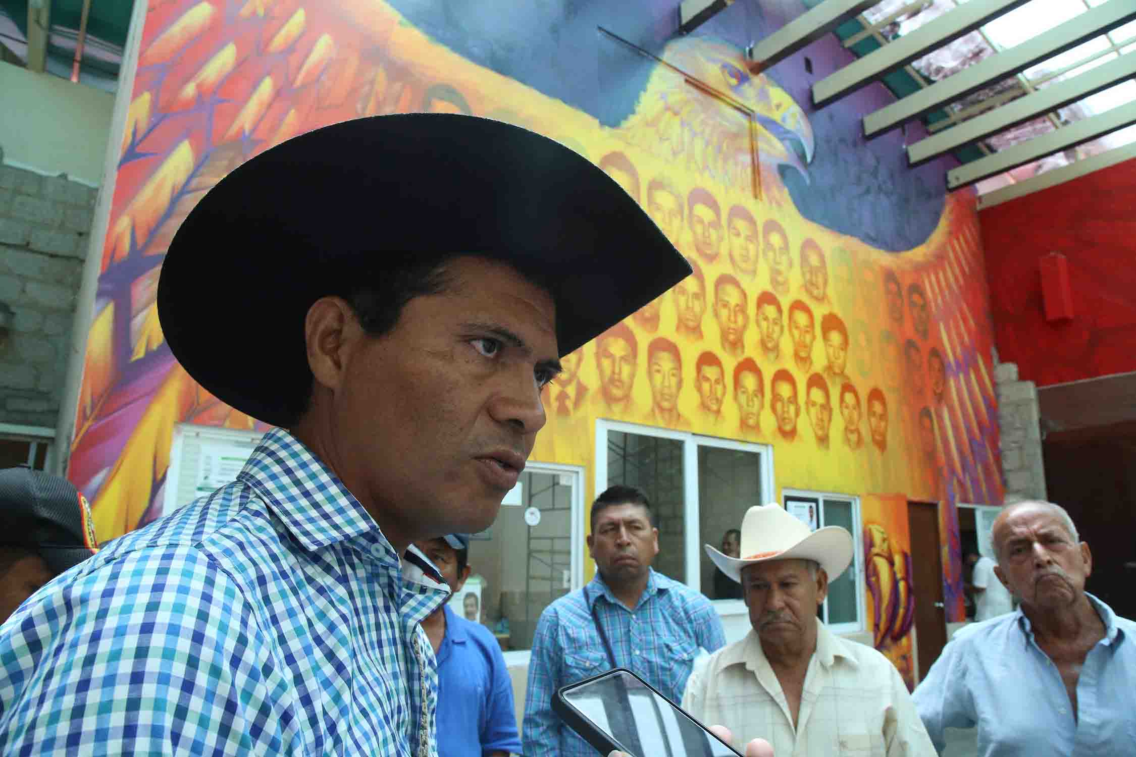 Amenazas, posicionamientos duros y reuniones ríspidas, los antecedentes ...