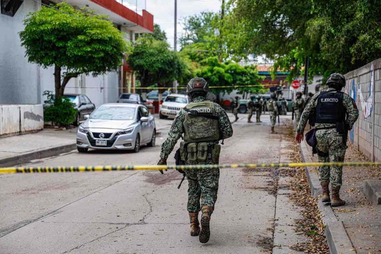 Sigue la violencia en Sinaloa; matan a mando de la Policía Municipal de ...