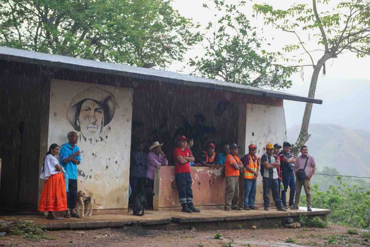 Acapulco, en semáforo rojo ante la llegada de la tormenta tropical ...